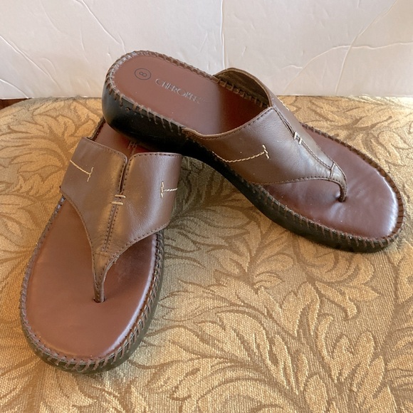 Cherokee | Shoes | Cherokee Mens Leather Brown Flip Flops Casual ...